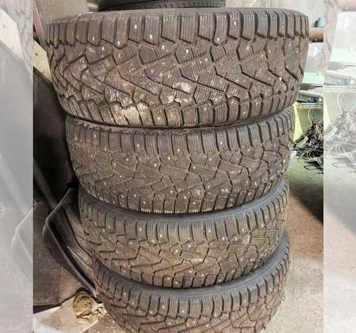 Pirelli Winter Ice Zero 245/55 R19