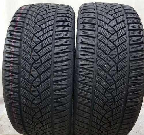 Goodyear UltraGrip Performance  225/40 R18 92V