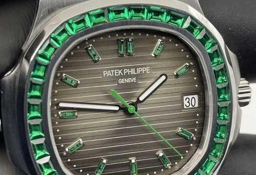 Часы Patek Philippe Nautilus 5711/113P-001 40mm