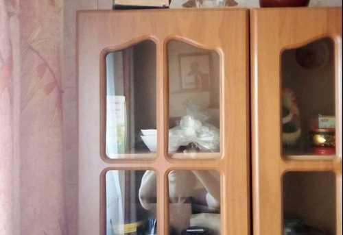 Кухонный навесной шкаф б/у