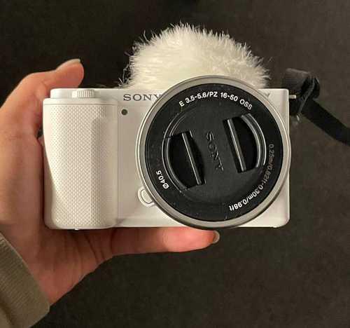 Беззеркальнаф камера Sony zv-e 10