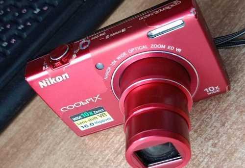 Компактная фотокамера Nikon Coolpix S6200 Ruby Red