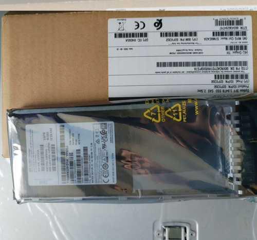 Серверный SSD диск IBM, Lenovo 3,84Tb SAS 2,5" new