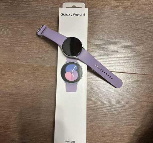 Часы samsung galaxy watch 5