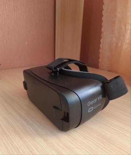 Очки виртуальной реальности Samsung SM-R323