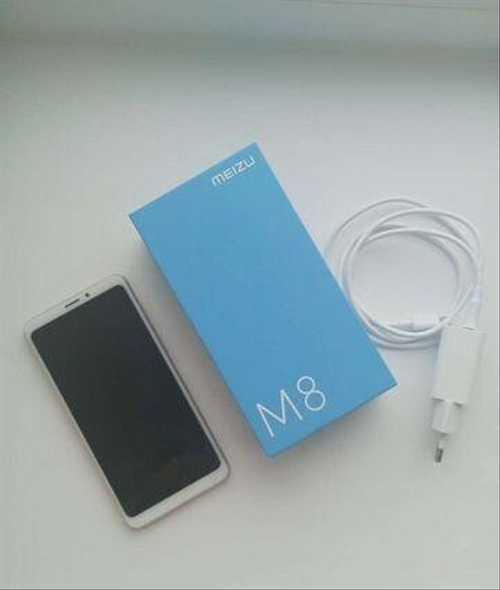 Телефон Meizu M8
