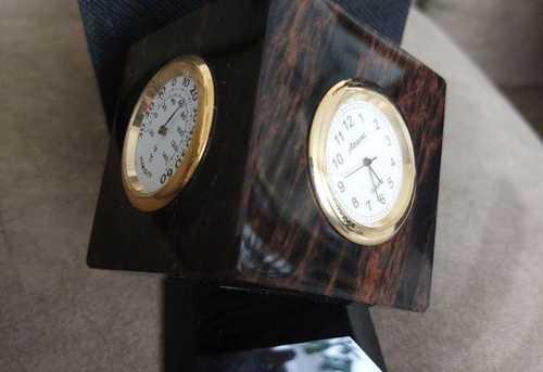 Настольные часы с термометром