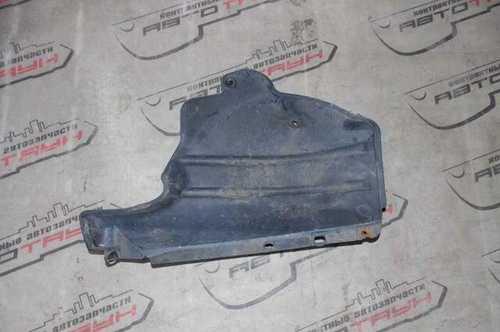 Подкрылок honda odyssey RA6 RA7 RA8 RA9 B R 74551S