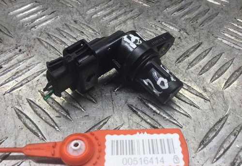 Датчик распредвала Ford Focus 4m5g12k073 hxda