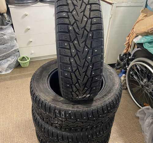 Nokian Tyres Nordman 7 SUV 215/65 R16