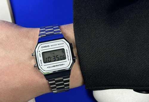 Часы Casio A168 с белым циферблатом