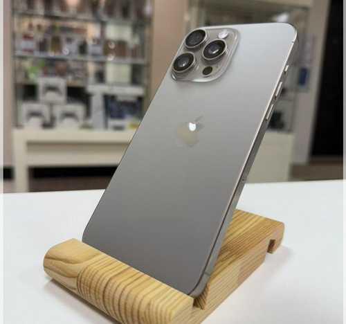 iPhone 15 Pro Max, 256 ГБ