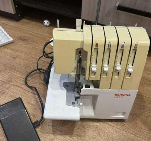 Оверлок bernina 800dl