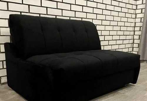 Компактный диванчик на кухню в студию