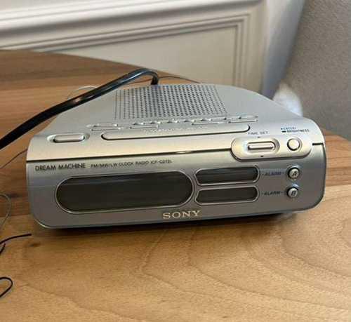 Часы-радиоприемник Sony ICF-C273L