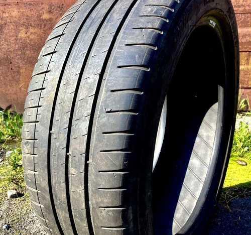 Michelin Pilot Sport 3 235/45 R18 98Y