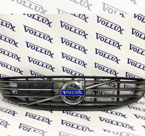 Решетка радиатора Volvo S60 V60 2014-2018