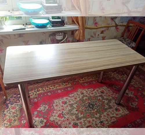 Стол