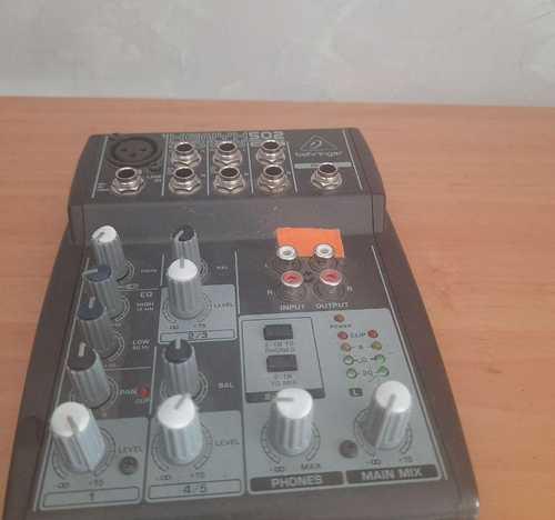 Микшерный пульт behringer xenyx 502