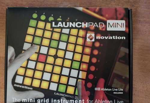 Миди-Контроллер Novation Launchpad Mini