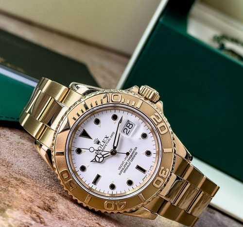 Часы Rolex Oyster Yacht-Master