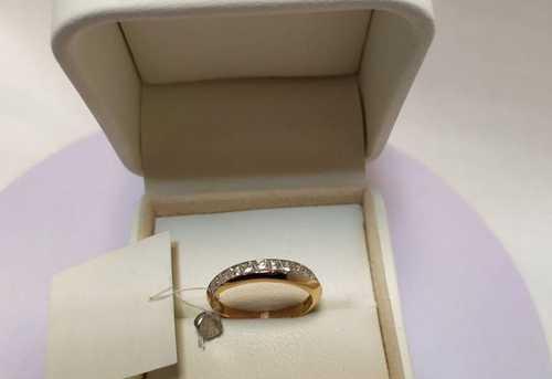 Новое кольцо из золота 585 пробы