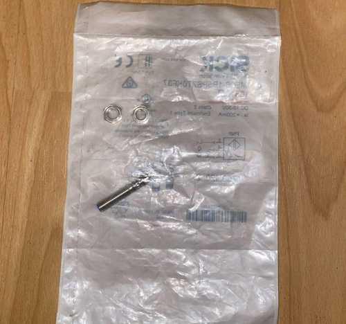 Индуктивный датчик sick IME08-1B5pszt0K
