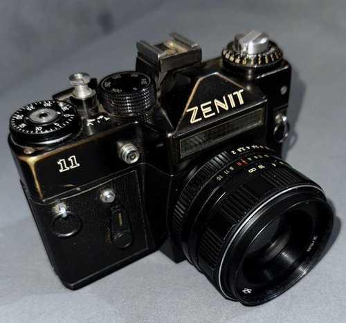 Фотоаппарат zenit-11 с объективом Helios 44М-4 f/2