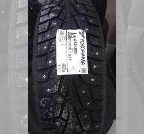 Yokohama Ice Guard IG55 225/70 R16 107T