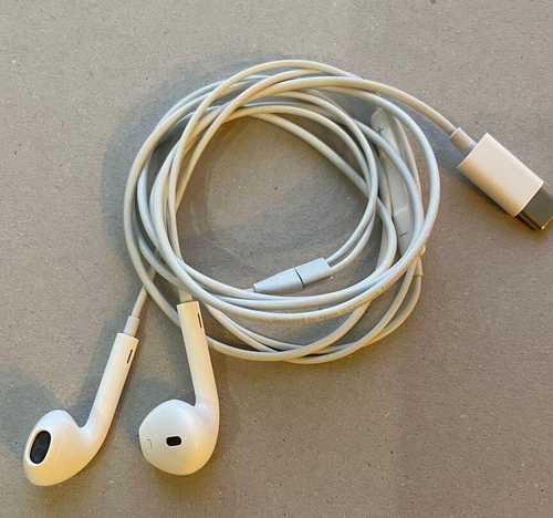 Наушники внутриканальные Apple EarPods Type C А304