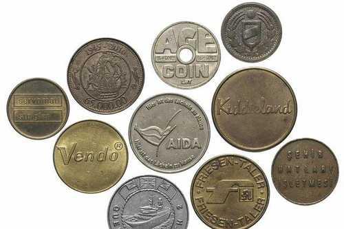 Набор из 10 жетонов разных стран