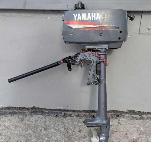 Лодочный мотор Yamaha 2