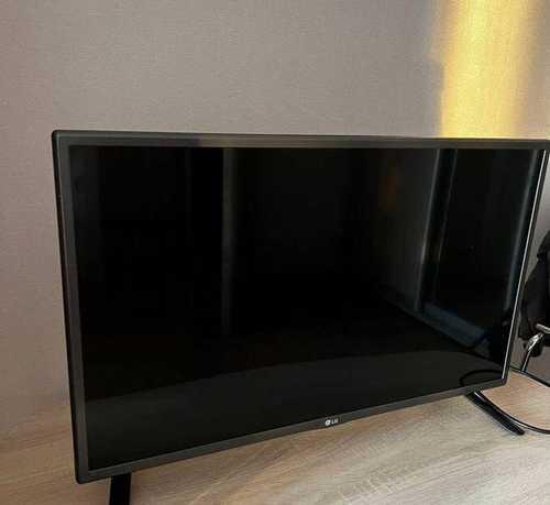 Телевизор LG 32LF560V
