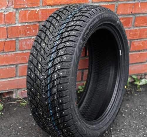 Zmax Winternova Stud II 255/45 R20 101T