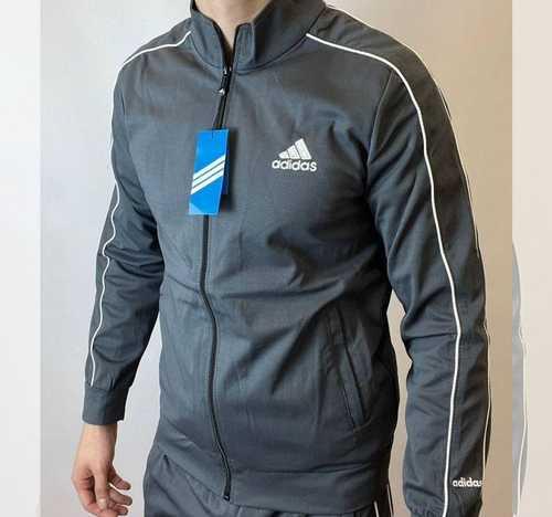 Спортивные костюмы Adidas модные