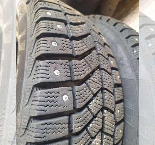 Viatti Brina Nordico V-522 185/65 R15 T