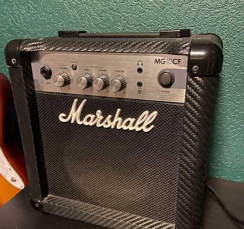 Гитарный комбоусилитель Marshall MG10CF