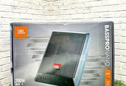 Активный сабвуфер под сиденья от JBL JB-6 200W