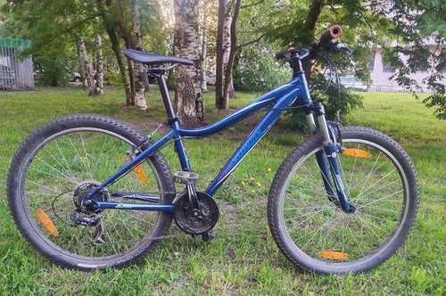 Горный женский велосипед Specialized Myka