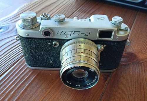 Плёночный фотоаппарат фэд 2 с объективом Индустар