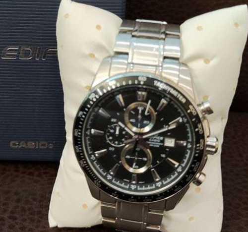 Часы мужские Casio Edifice EF-547D-1A1