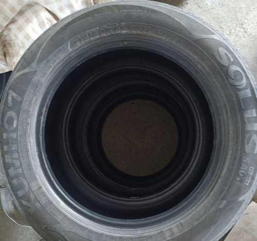 Kumho Eco Solus HM KR22 215/60 R17