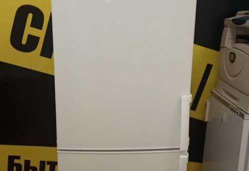 Холодильник Whirlpool - WBR3012W