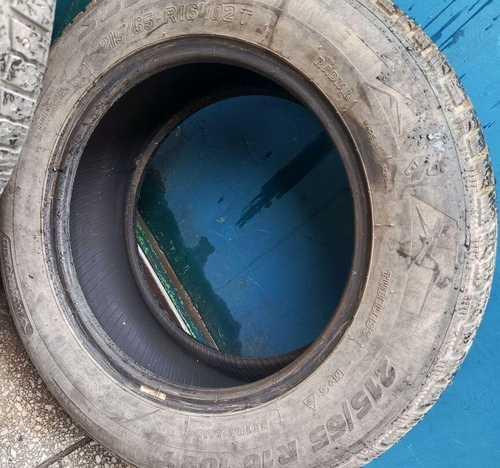 Kormoran SUV Stud 215/65 R16 102