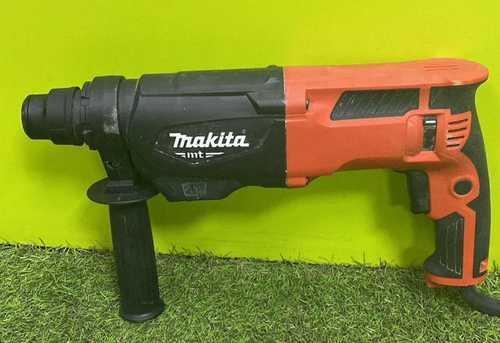 Перфоратор Makita M8701