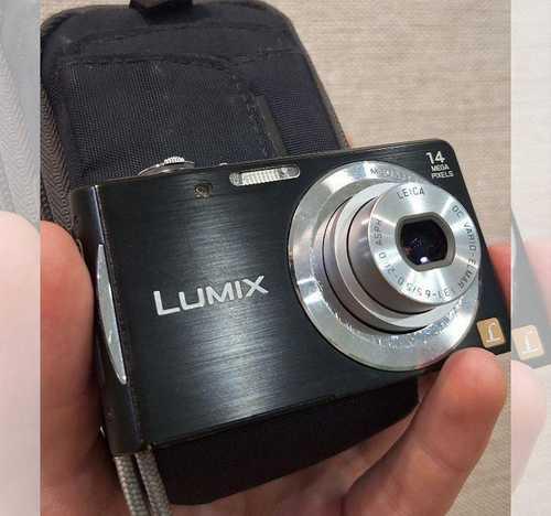 Винтажная мыльница lumix y2k2