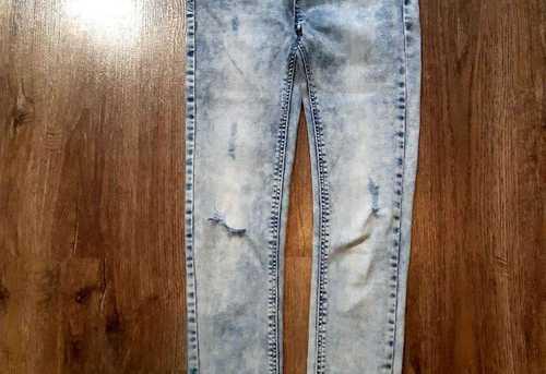 Джинсы stradivarius 32