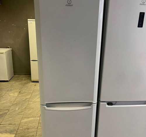 Холодильник Indesit no frost