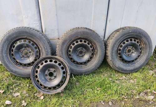 Nokian 215/65r16