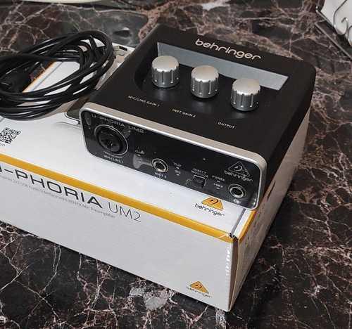 Звуковая карта behringer